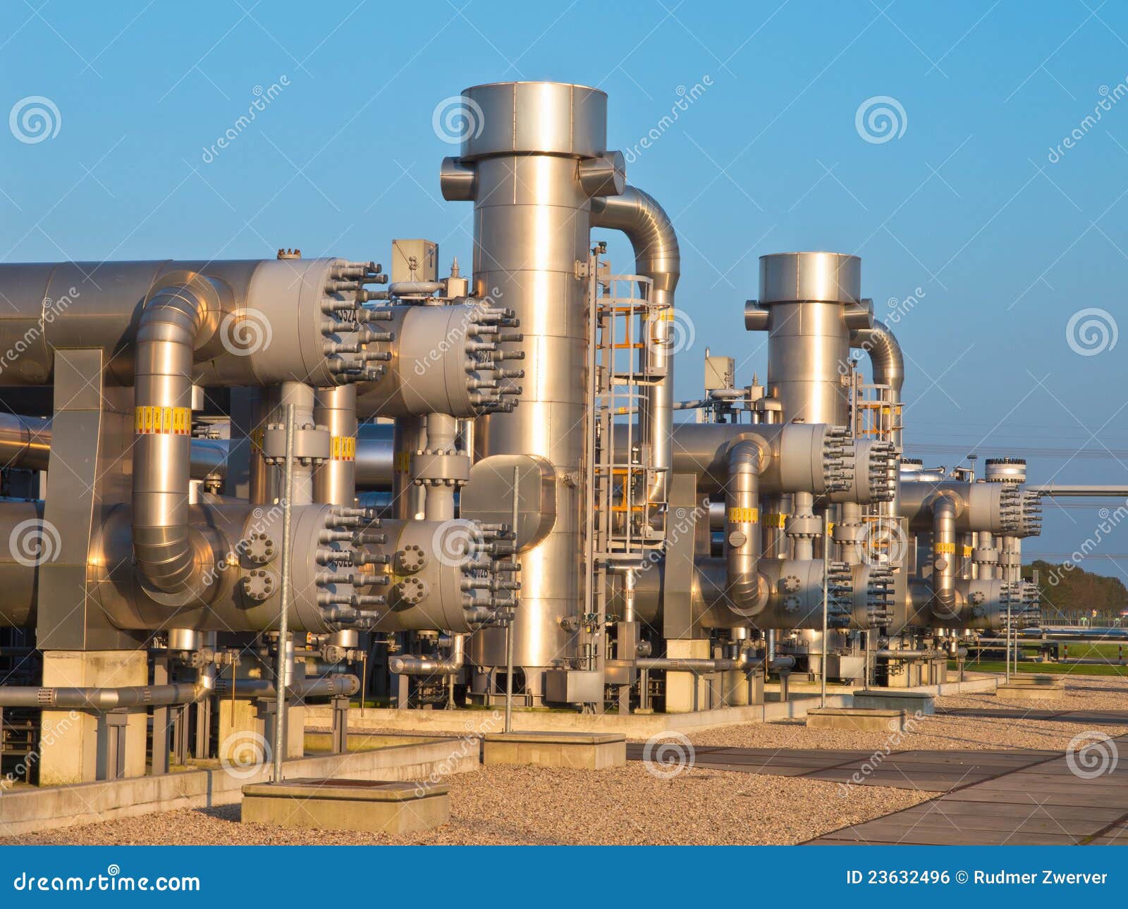Natural Gas Processing Site Stock Photo - Image of field, metal: 23632496