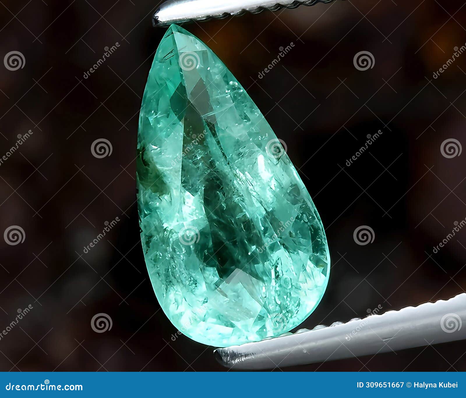 Natural Green Emerald Beryl Gem on the Background Stock Illustration ...