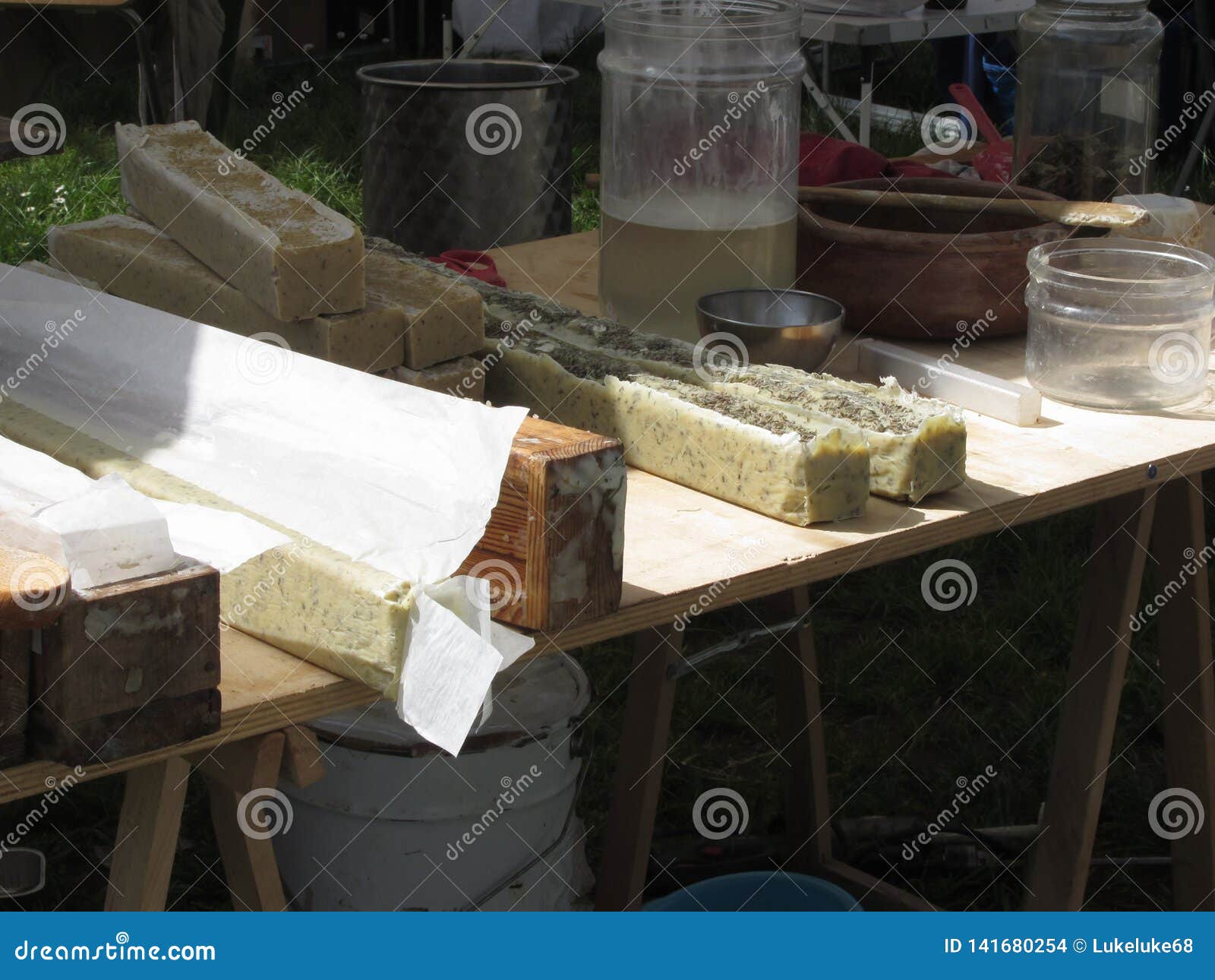 Natural Herbal Soap Making Process , Handmade Cosmetic Production Soap ...