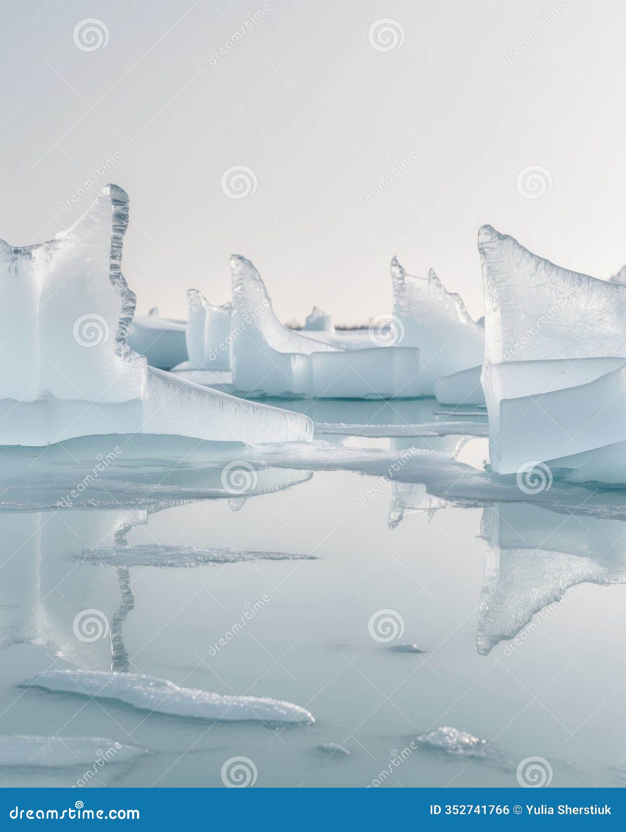 Natural Ice Structures Forming Across Water Bodies Creating Temp Stock ...