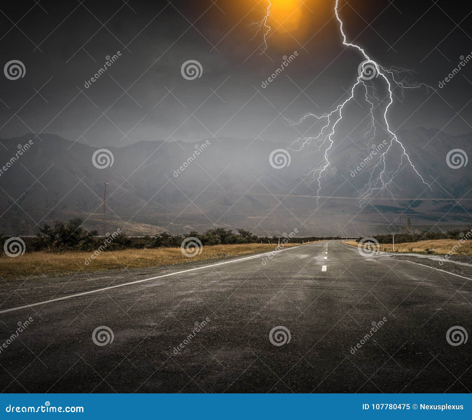 Dramatic Thunder Background Stock Image - Image of electric, struck ...