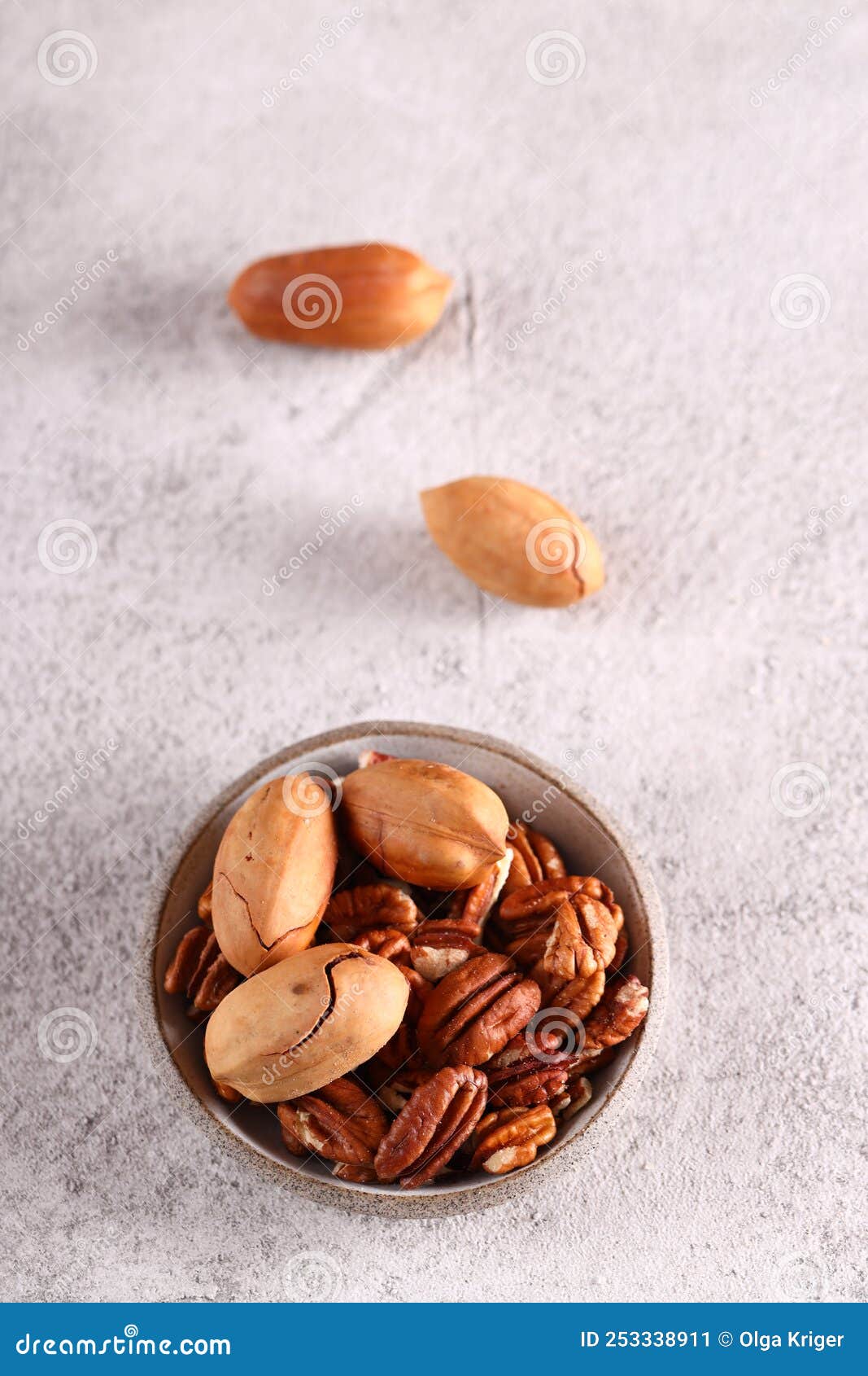 Natural mix nuts stock image. Image of tasty, ingredient - 253338911