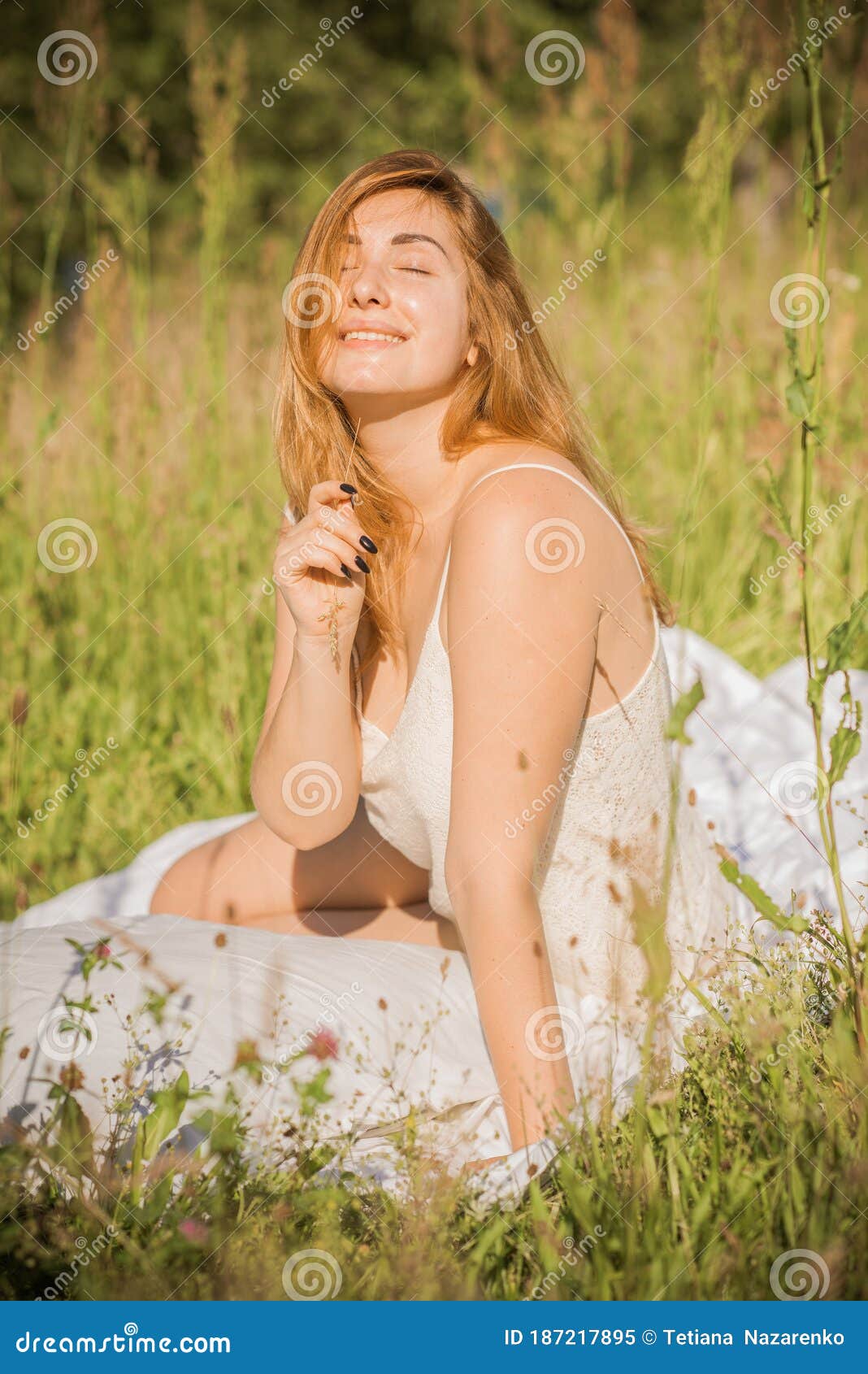 Natural No Make Up Womans Look Stock Image Image Of Portrait Body
