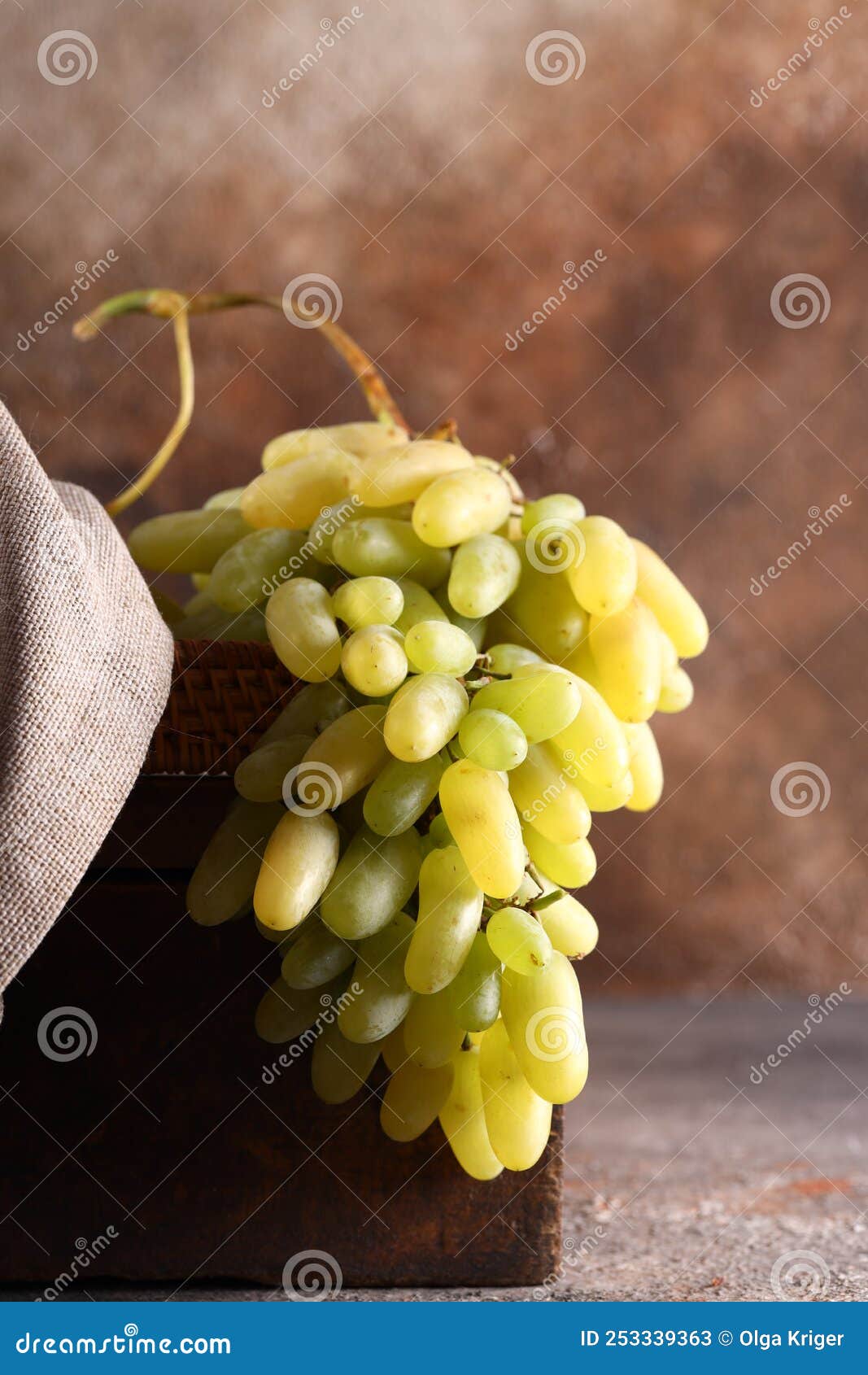 Natural organic grapes stock image. Image of green, organic - 253339363