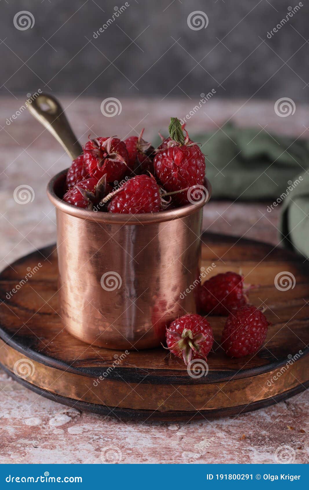 Natural Organic Ripe Raspberries Stock Image - Image of natural, branch ...