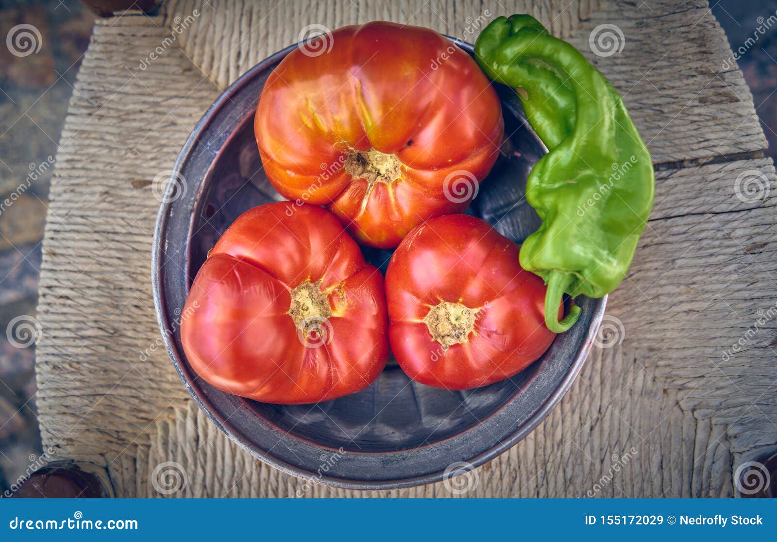 100 Natural Organic Tomatoes from the Garden. Large Non-transgenic ...