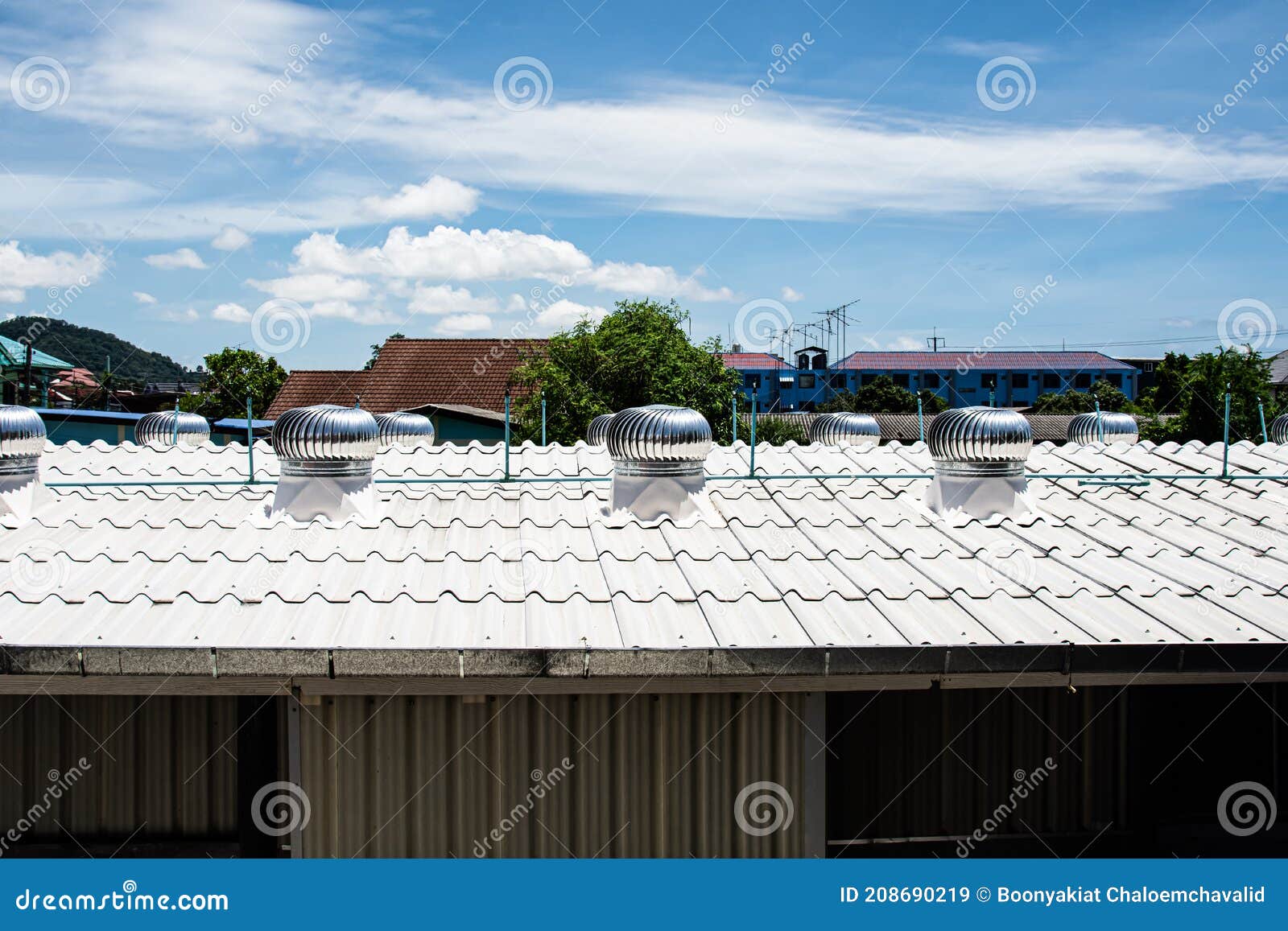 Natural Roof Ventilator with Sprinkler on Roof Roof Ventilation System ...