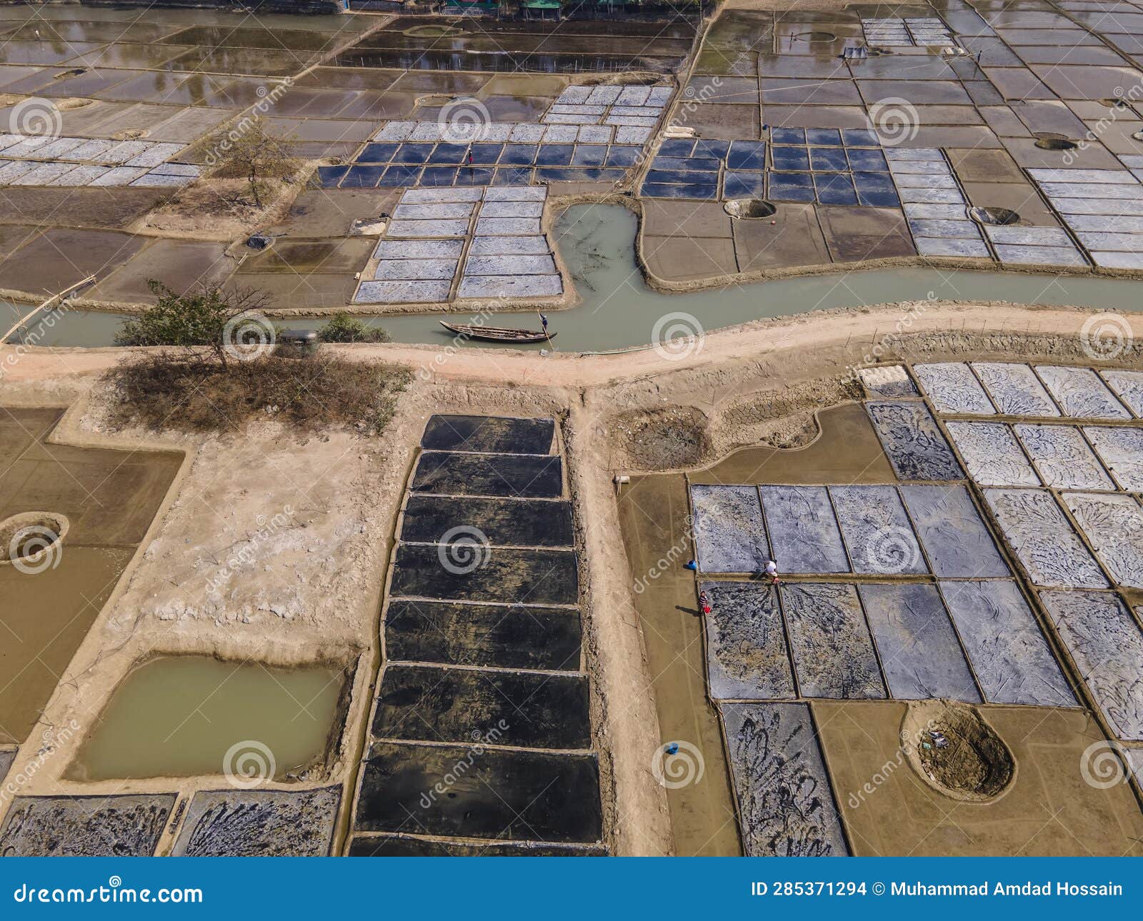Natural Salt Field on the Coast of Bashkhali Island Stock Photo - Image ...