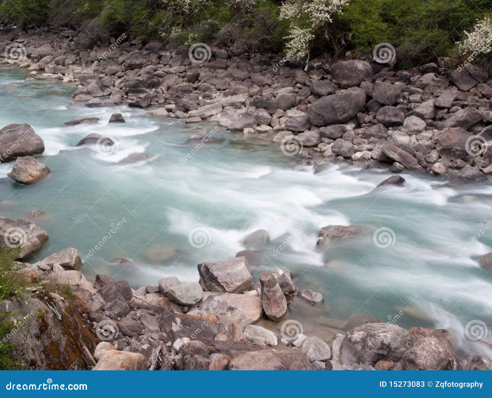 Natural water flow stock image. Image of fresh, landscape - 15273083