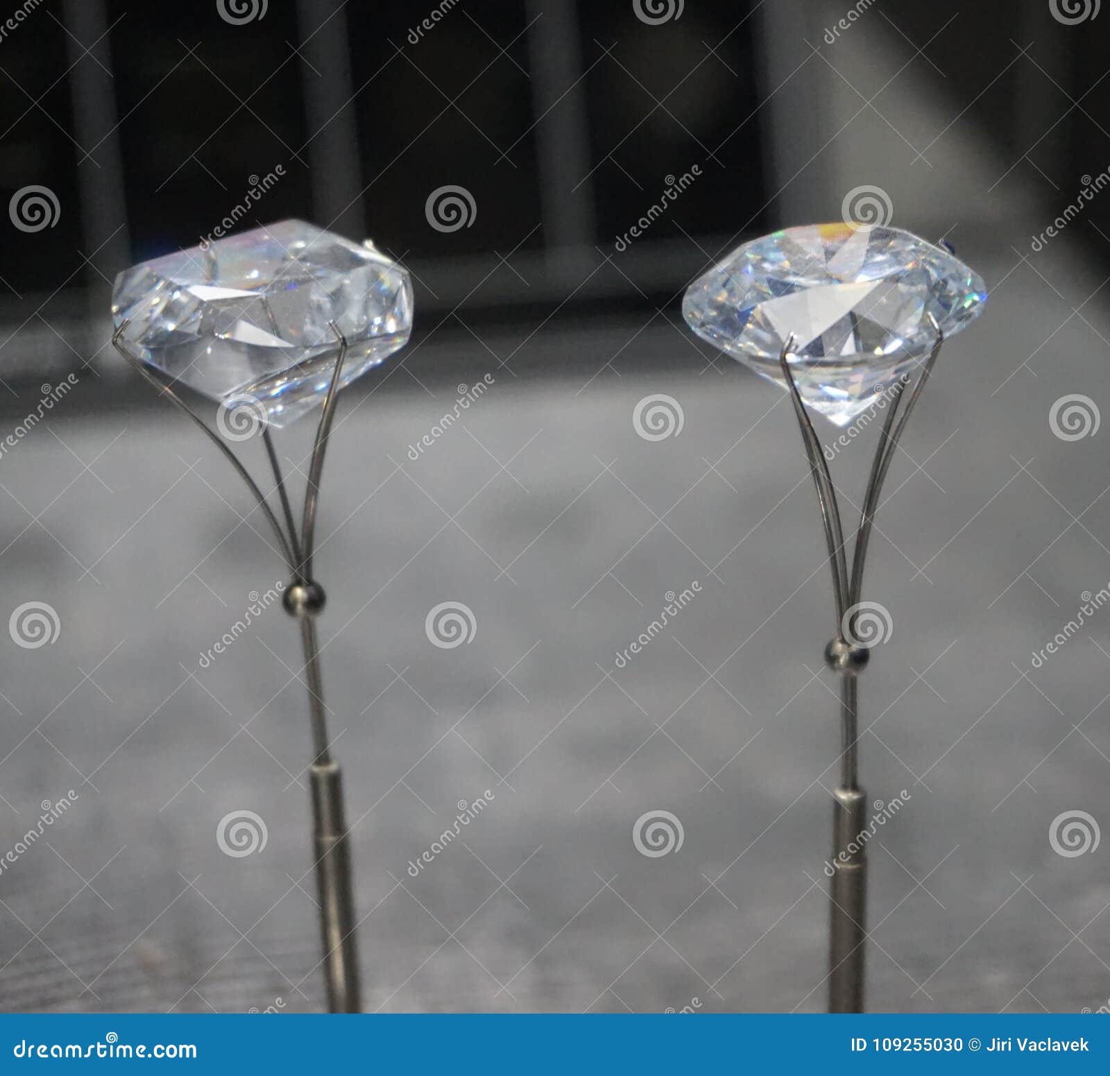 Natural Diamonds in the Metal Holder Stock Photo - Image of reflection ...