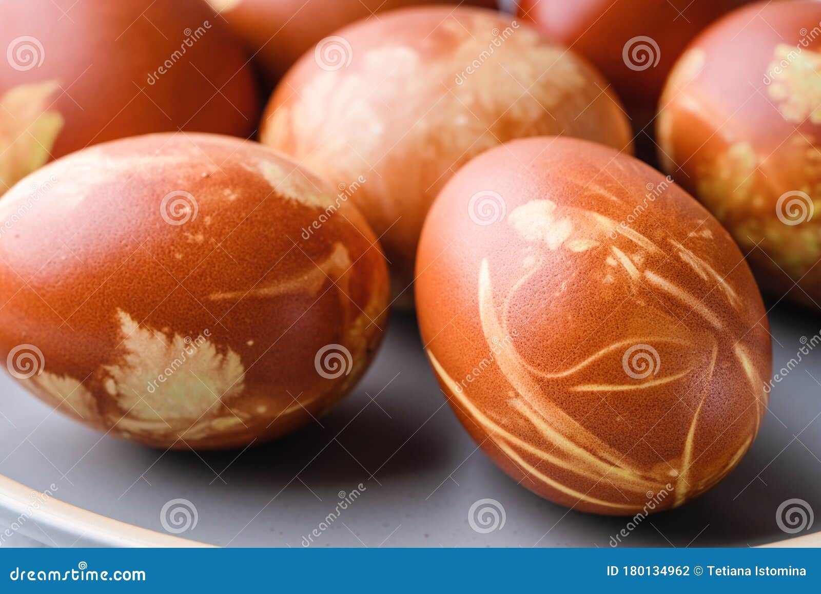 Easter Eggs Dyed with Onion Shells and Springtime Plants, Sustainable ...