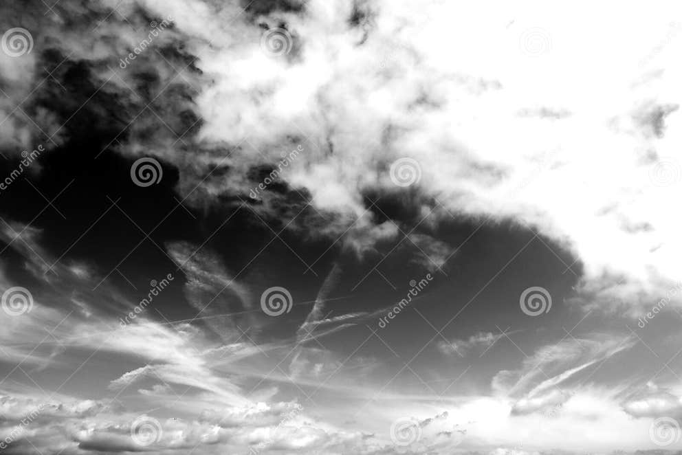 Nature Background 3979 Sky with Diffuse Clouds in Black and White Stock ...
