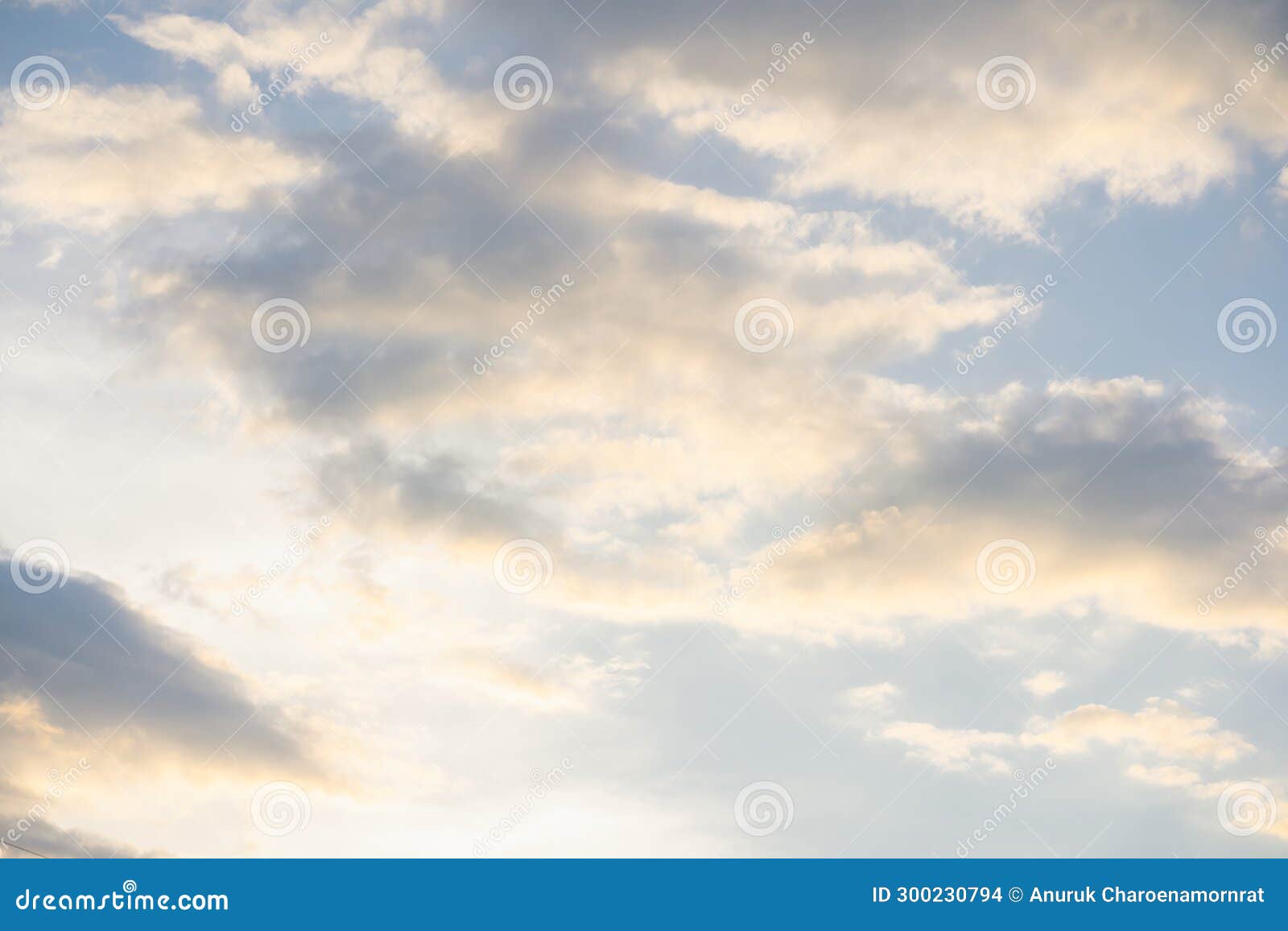 Landscape Concept with Clear Sky and Small Cloud Background Stock Photo ...
