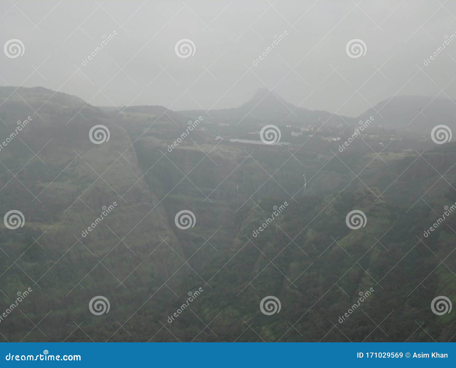 NATURE SEAN with CLOUDS stock image. Image of green - 171029569