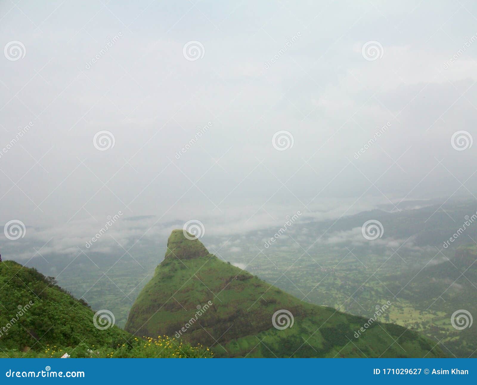 NATURE SEAN with CLOUDS stock image. Image of nature - 171029627