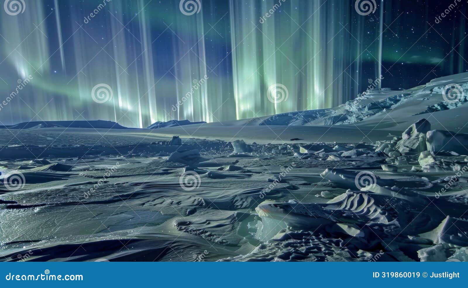 Natures Own Light Show a Dazzling Display of Light Pillars Hovering ...