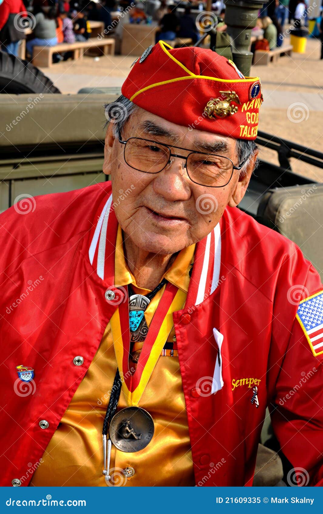 Navajo Code Talker Memorial Statue In Front Of Window Rock In Arizona ...