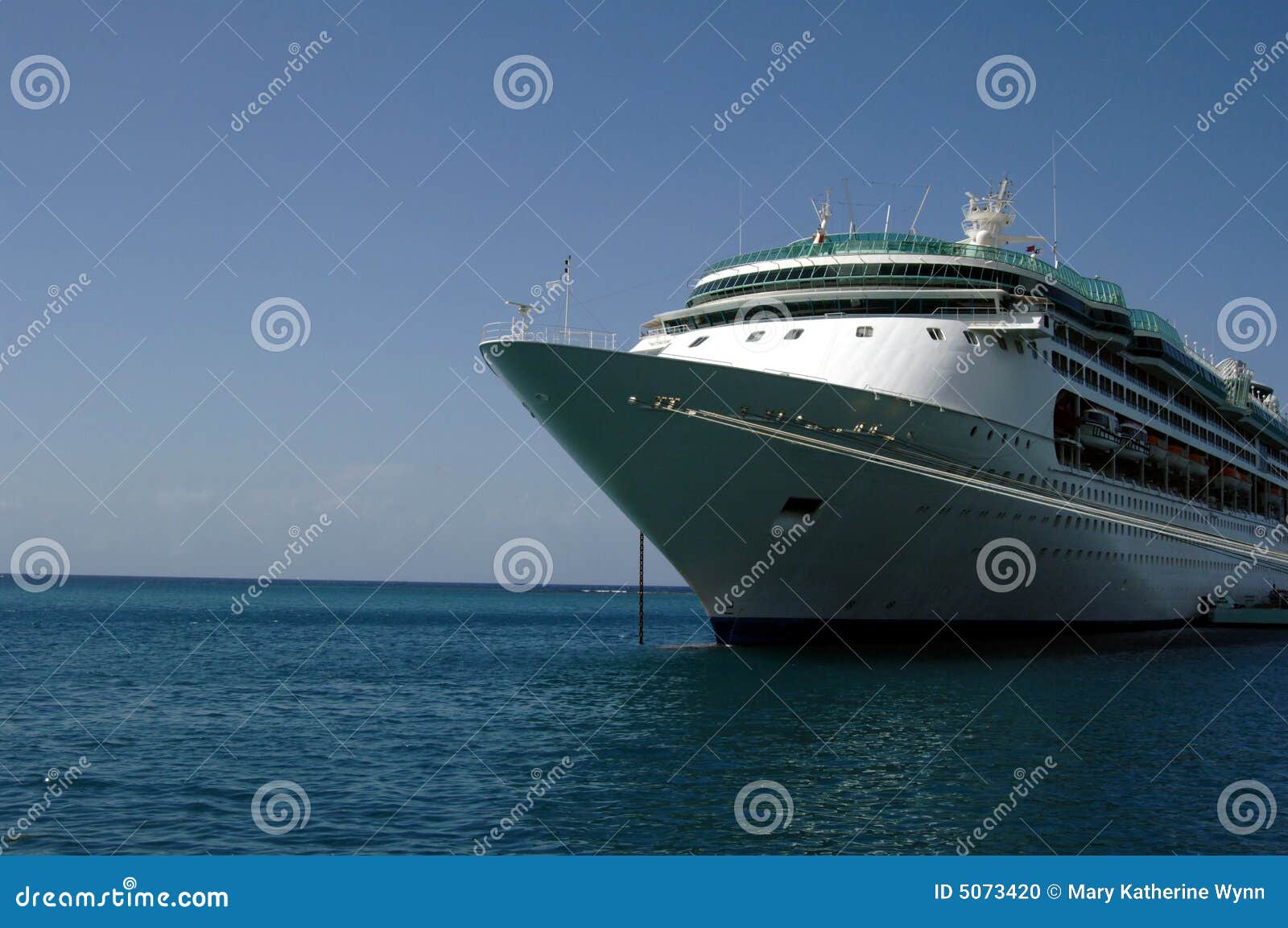 Nave da crociera caraibica fotografia stock. Immagine di partenza - 5073420
