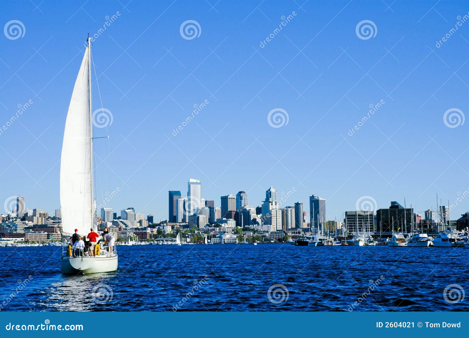 Navigation dans Seattle photo éditorial. Image du capitaine - 2604021