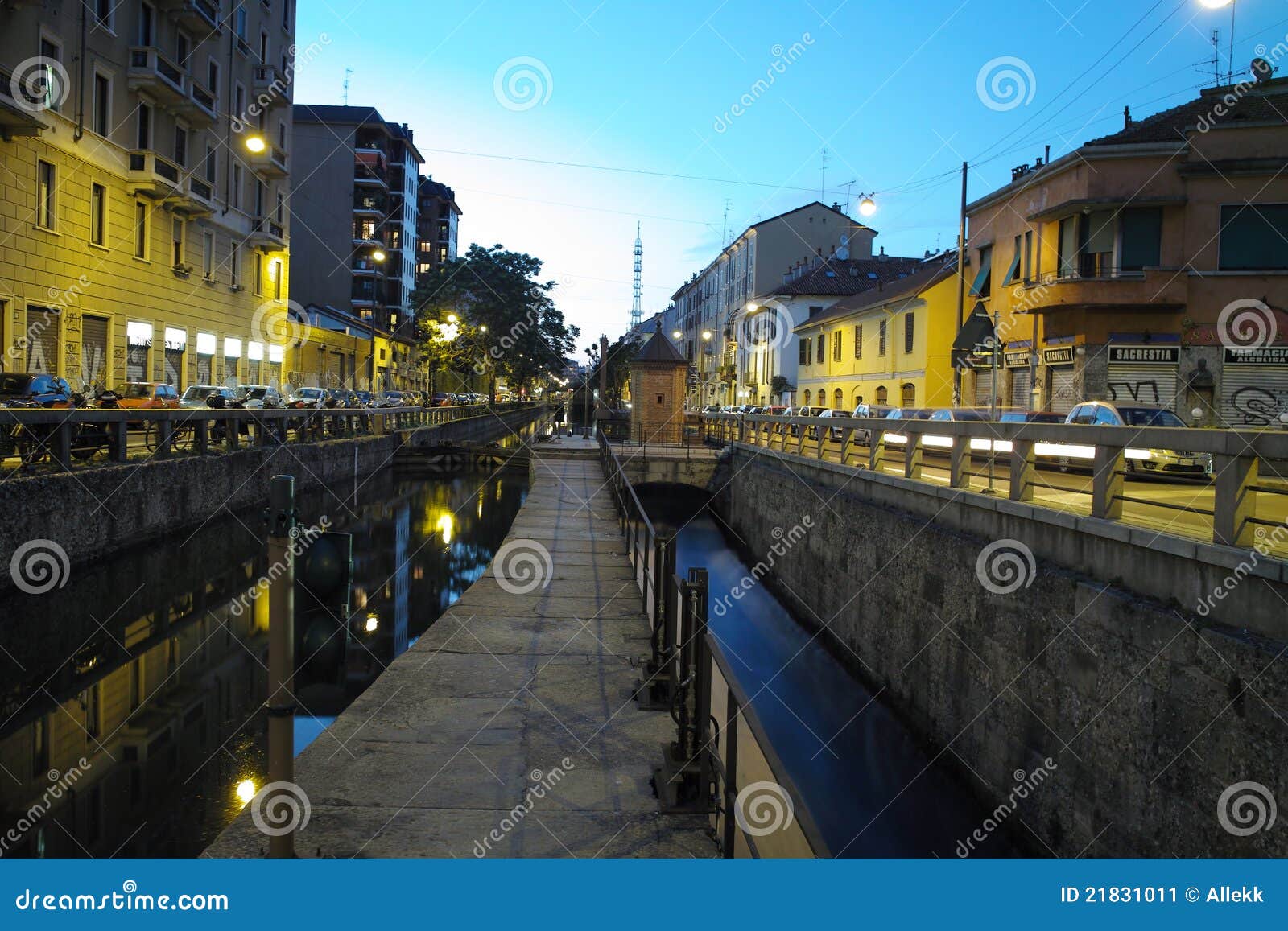 Navigli in Milan stock image. Image of reflections, evening - 21831011