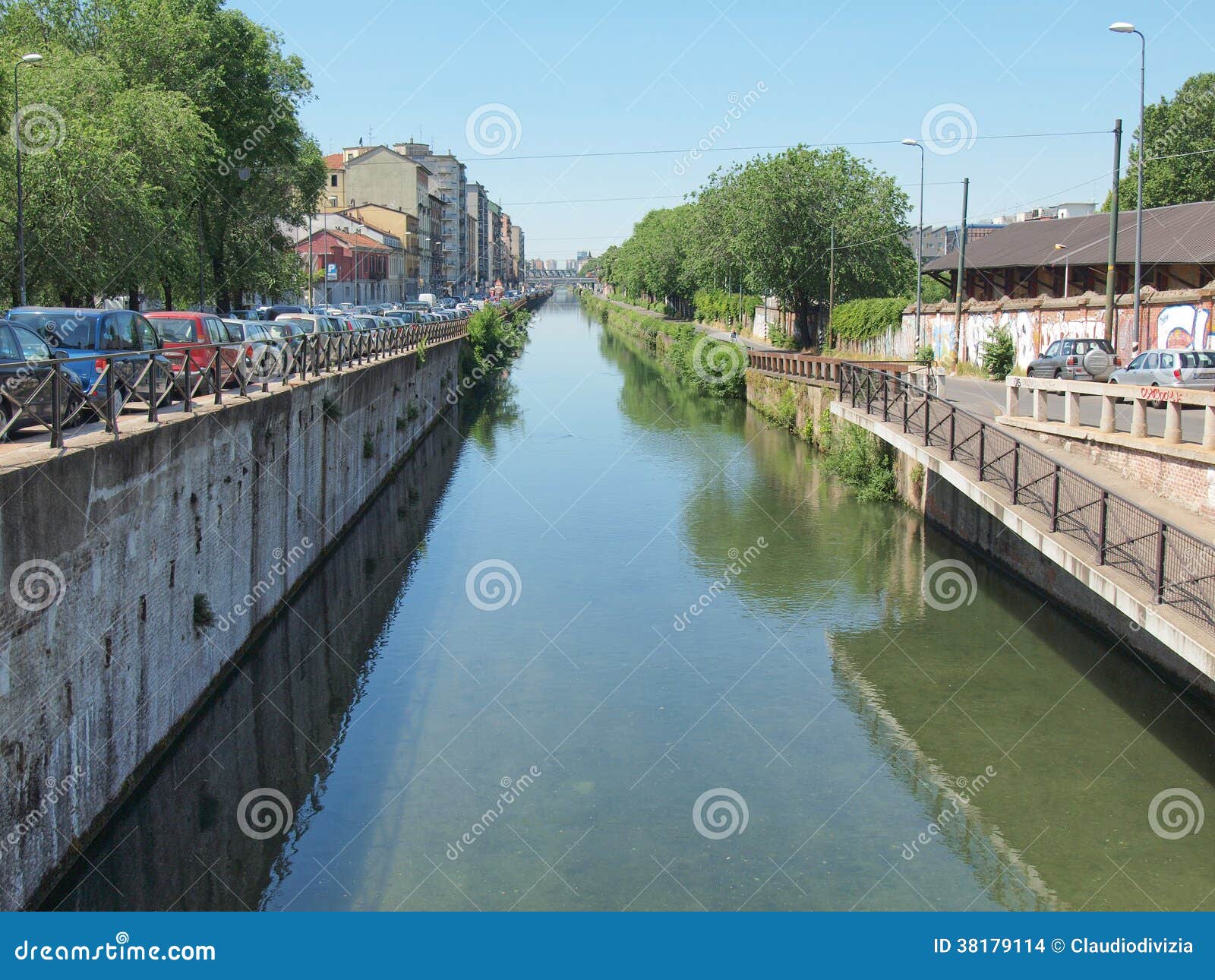 Naviglio Grande, Milan stock photo. Image of navigli - 38179114