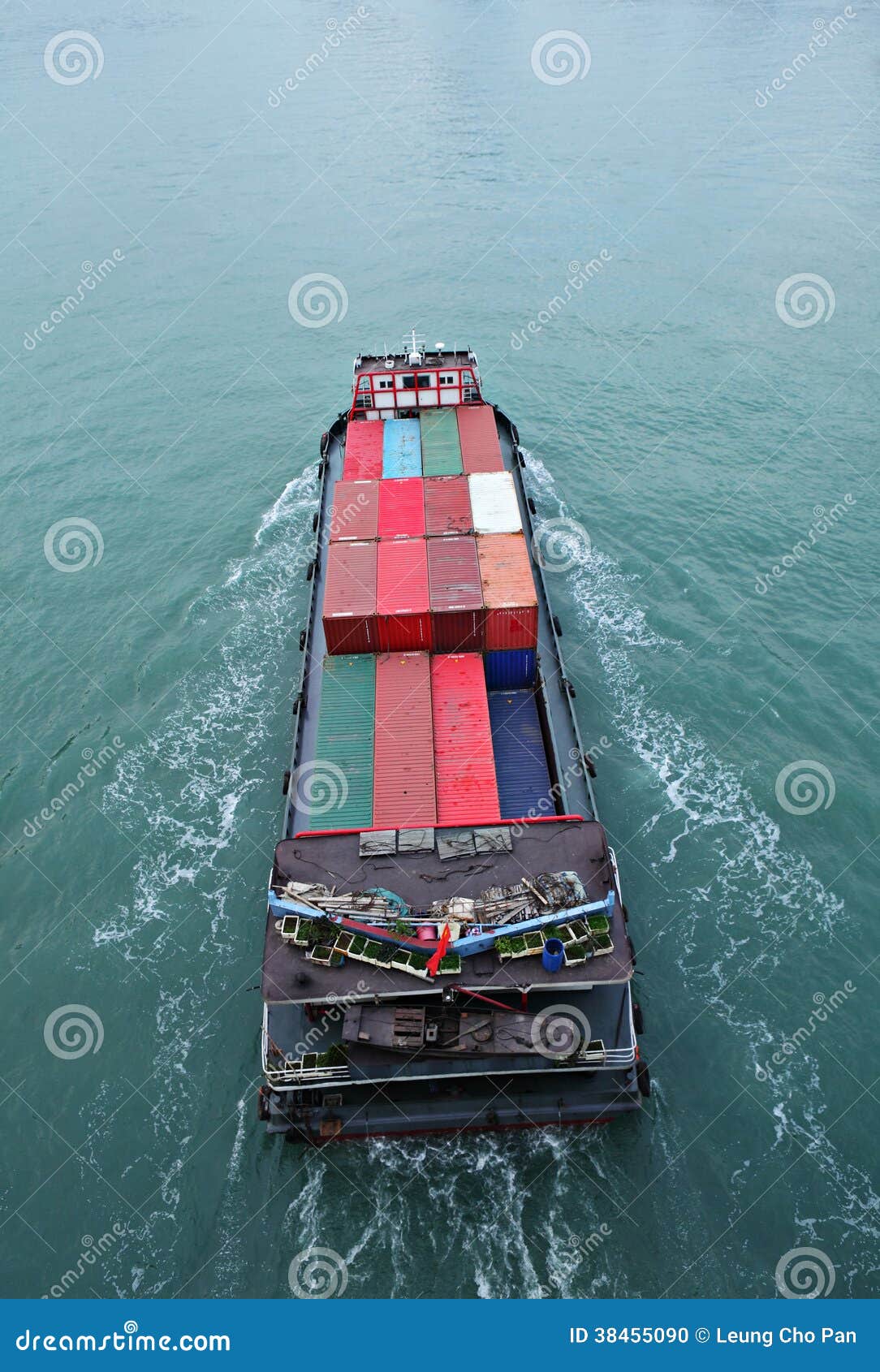 Navio De Carga Da Parte Superior Foto de Stock - Imagem de bens ...