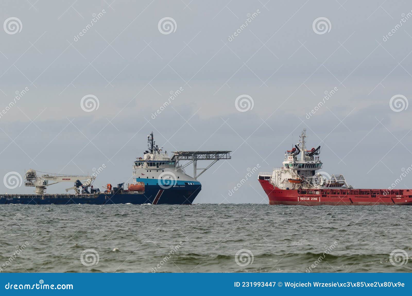 Navios offshore fotografia editorial. Imagem de geral - 231993447
