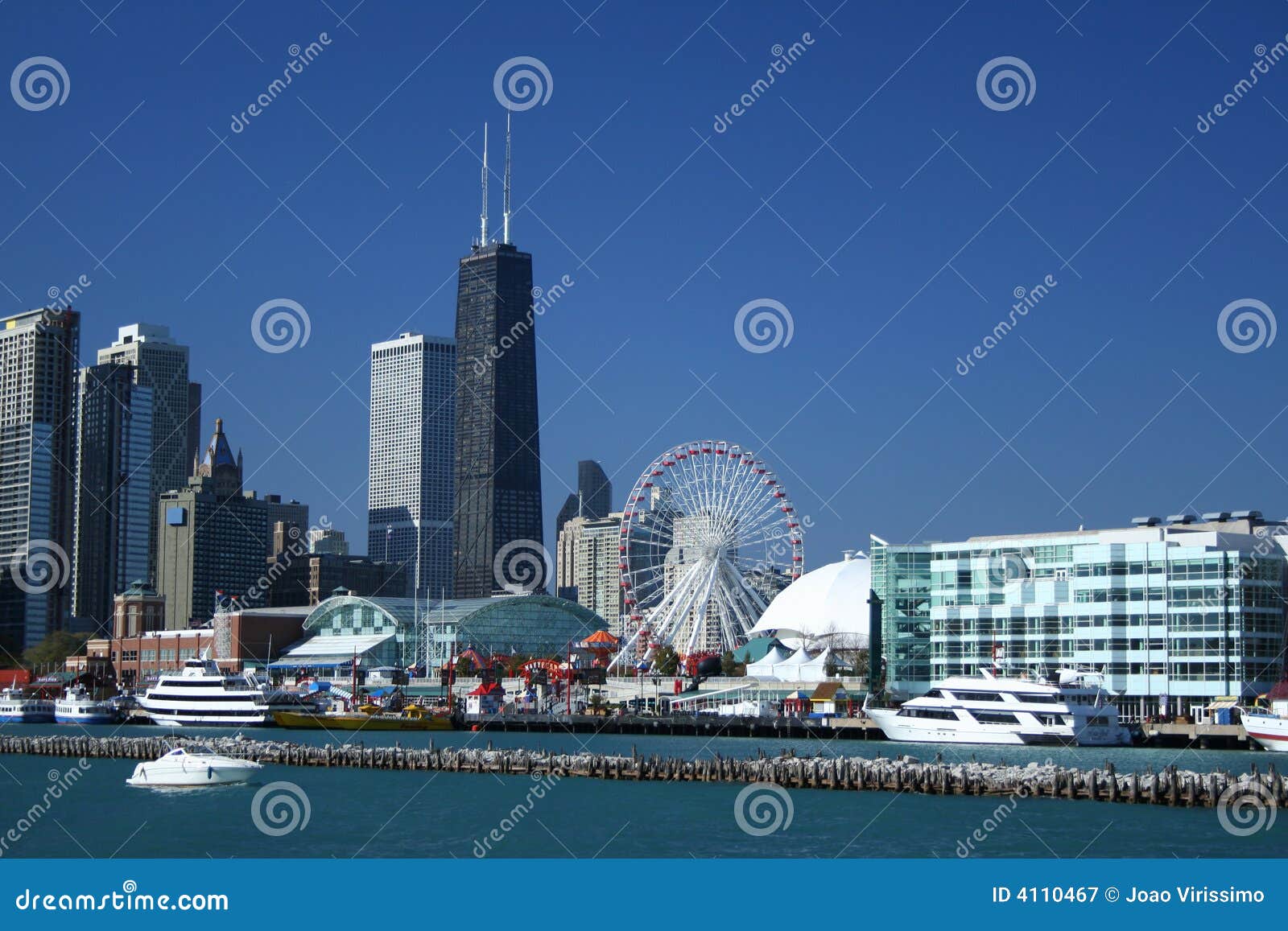 Navy Pier Chicago editorial photography. Image of tower - 4110467