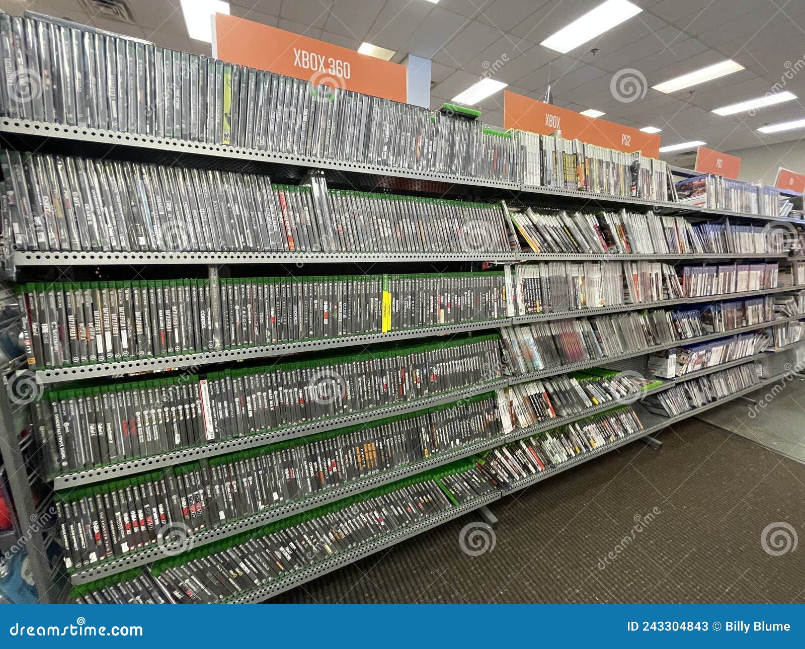2nd And Charles Vintage Retail Super Store Interior Side View Game Disk
