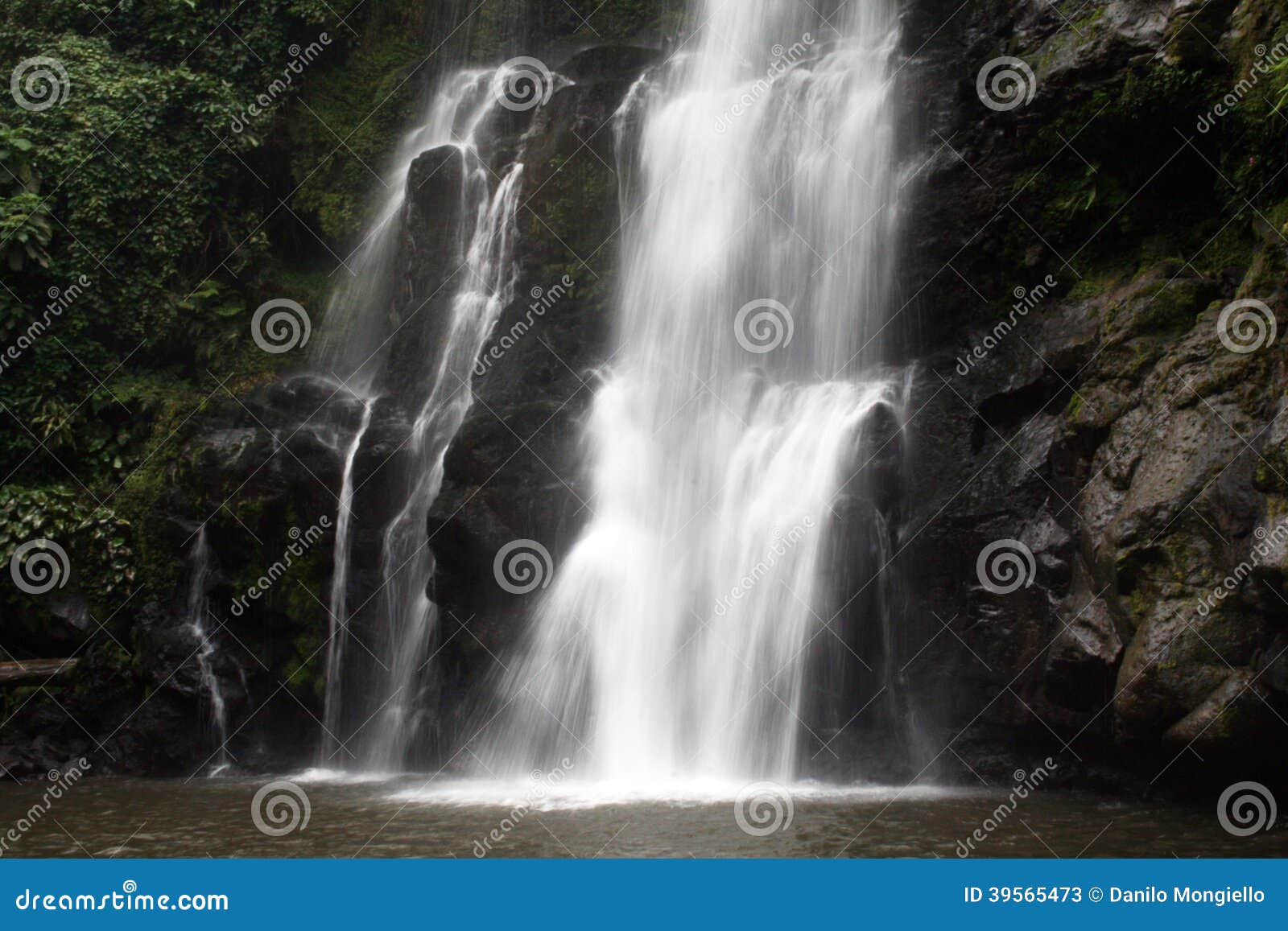Ndoro waterfalls stock image. Image of travel, ndoro - 39565473