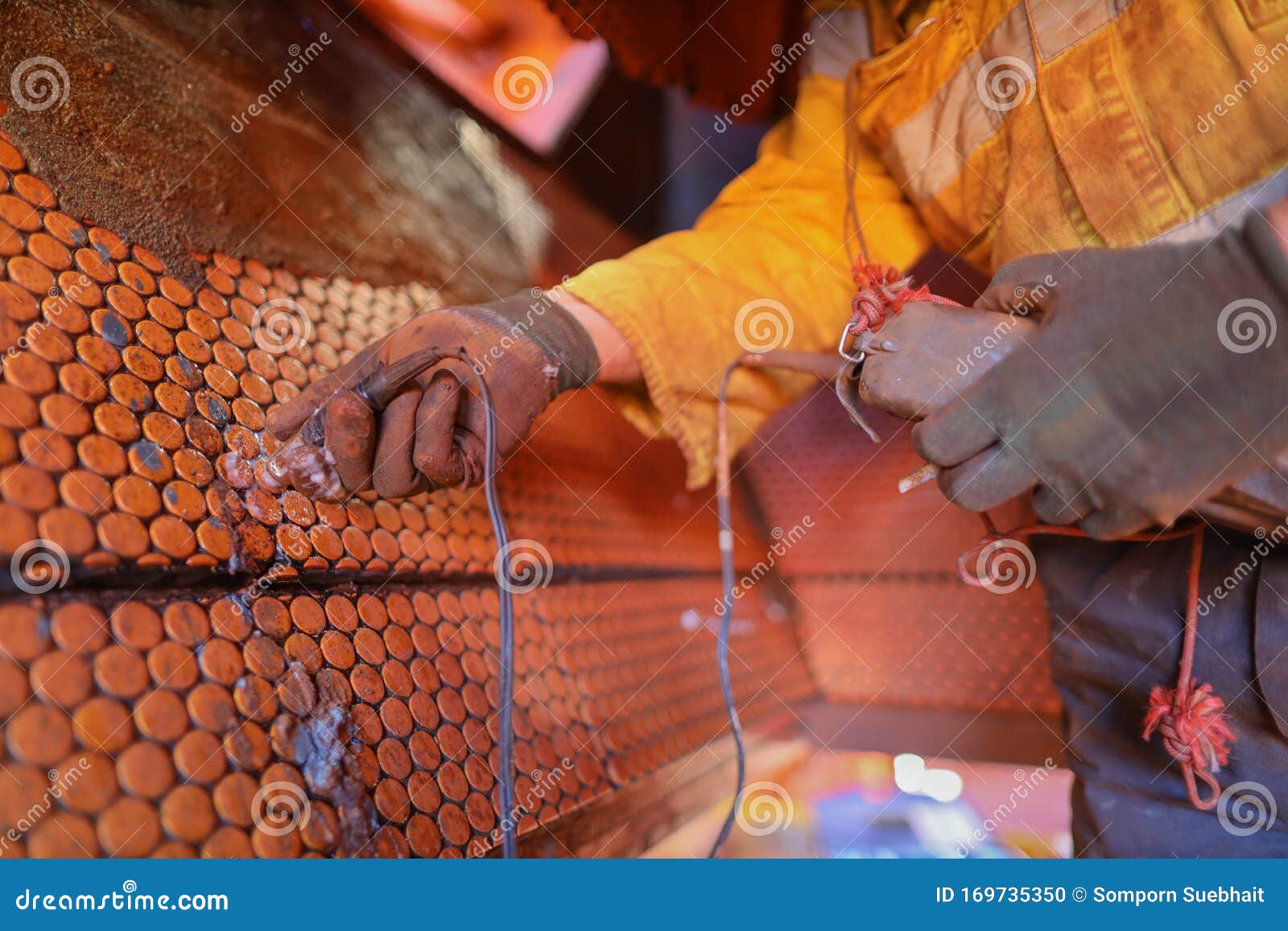 Inspector Is Ultrasonic Testing To Pipe Welds. Ultrasonic Testing UT ... Inspector Is Ultrasonic Testing To Pipe Welds. Ultrasonic Testing UT ...