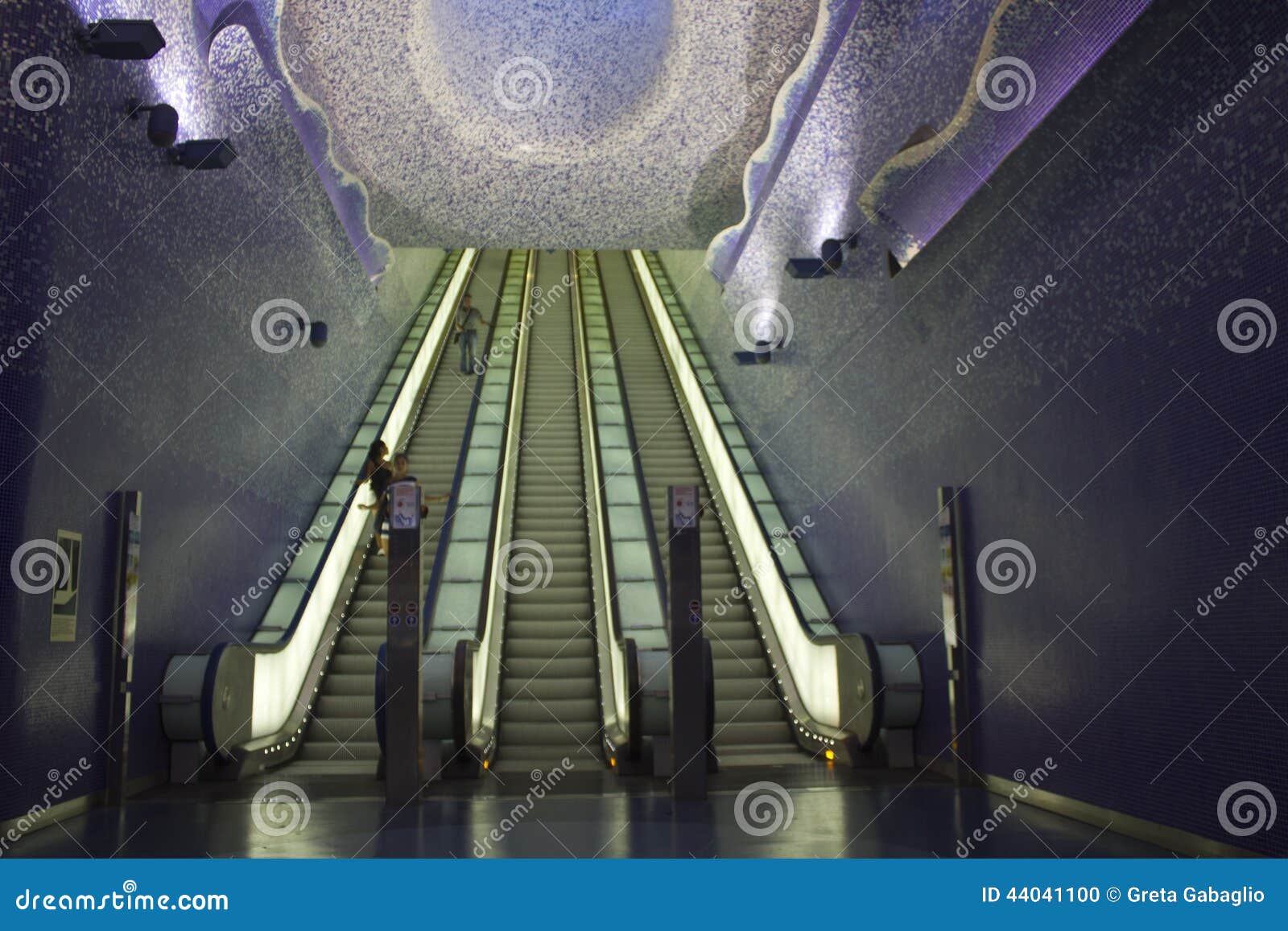 Neapel-U-Bahn, Toledo Art Station Redaktionelles Bild - Bild von ...