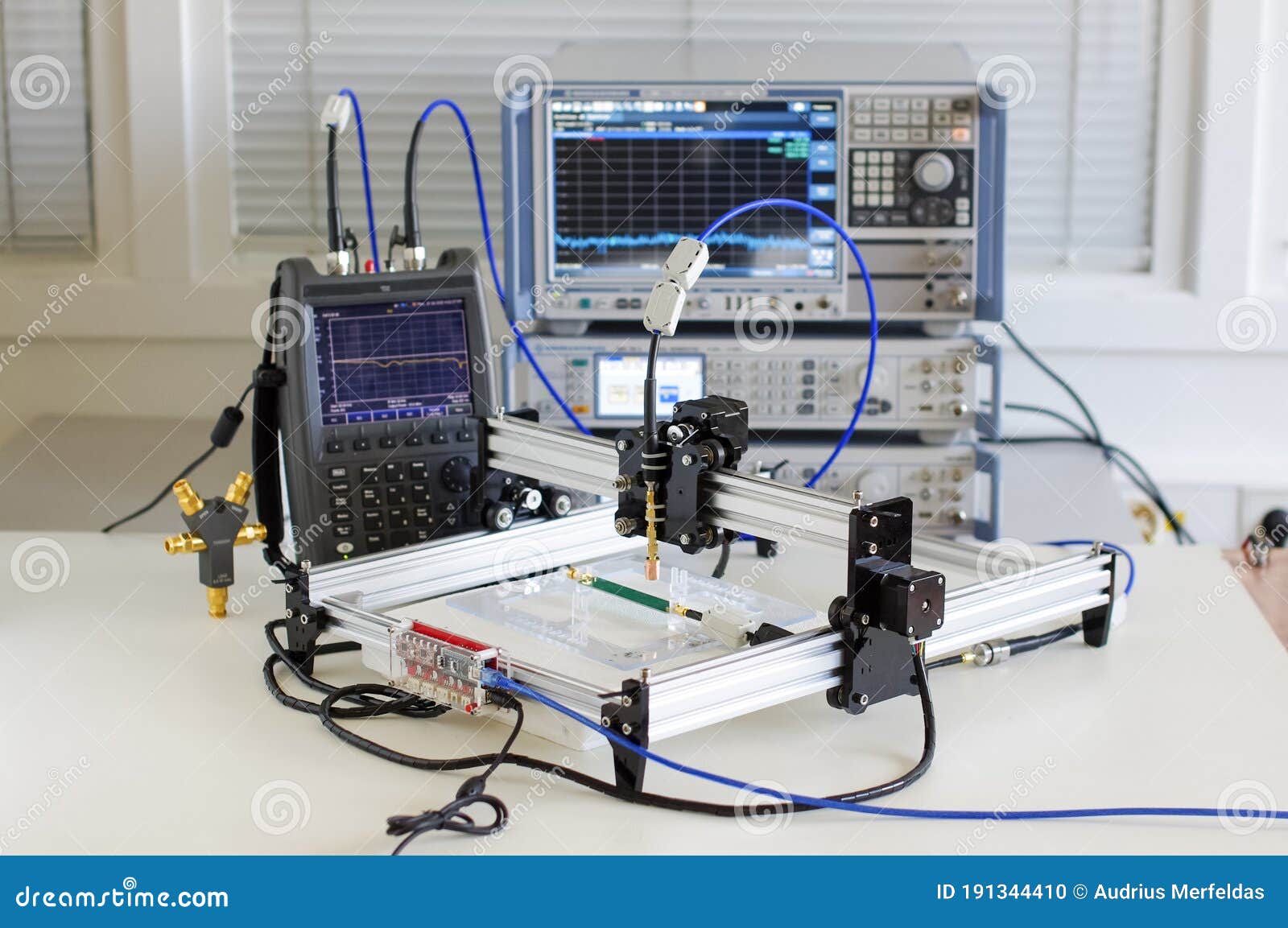 Near Field EMC Scanning System Stock Photo - Image of radar, pass ...