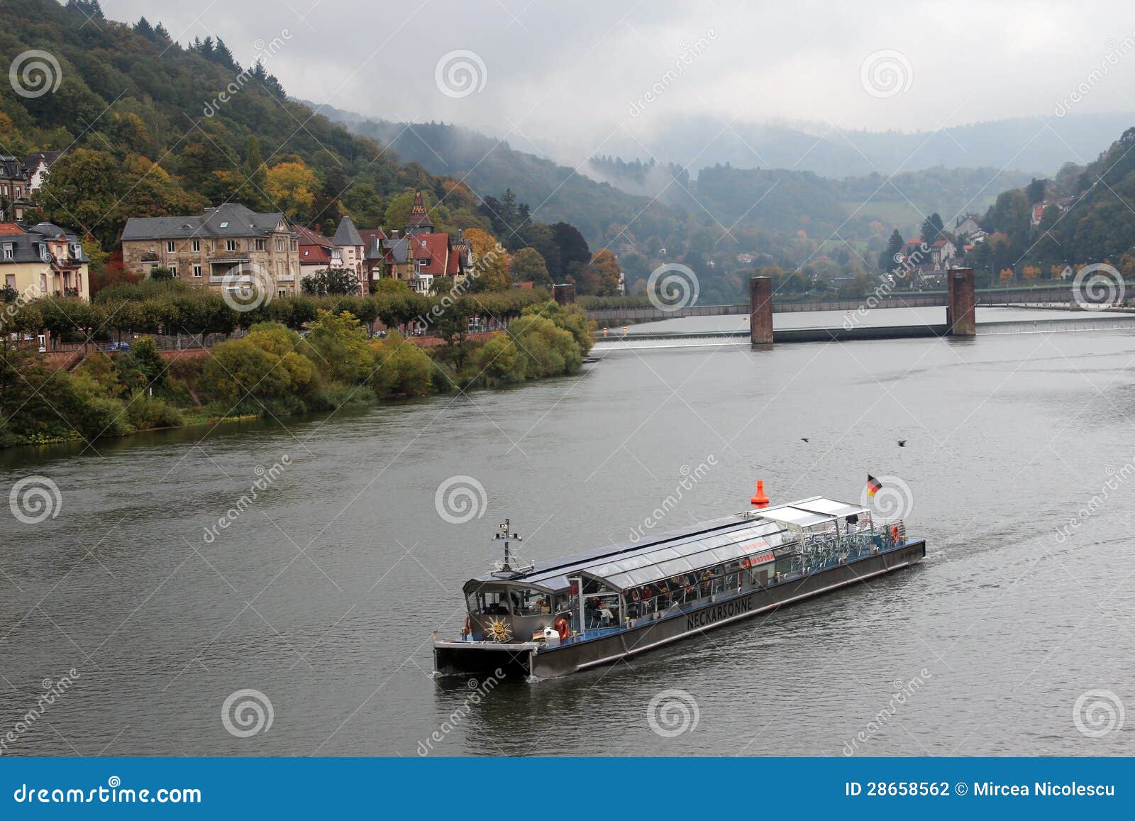 Neckar cruiseship editorial photography. Image of oldfashioned - 28658562