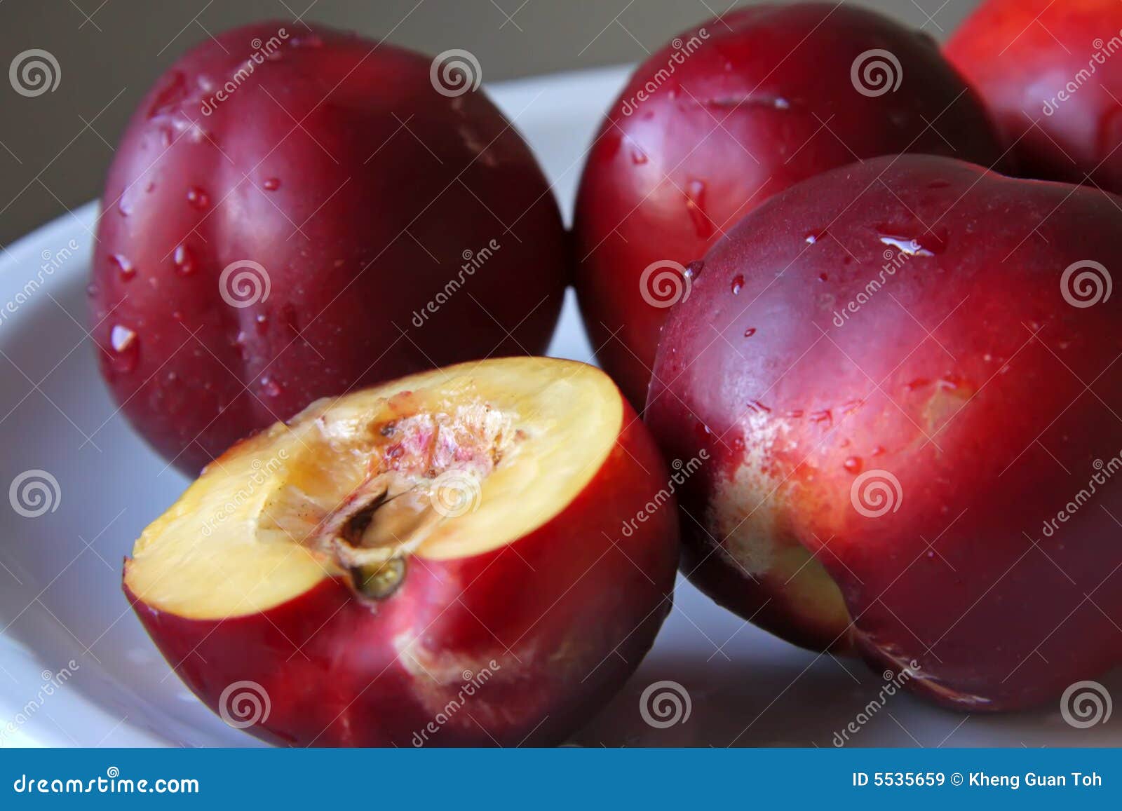 Nectarine fruits stock image. Image of yellow, sliced - 5535659
