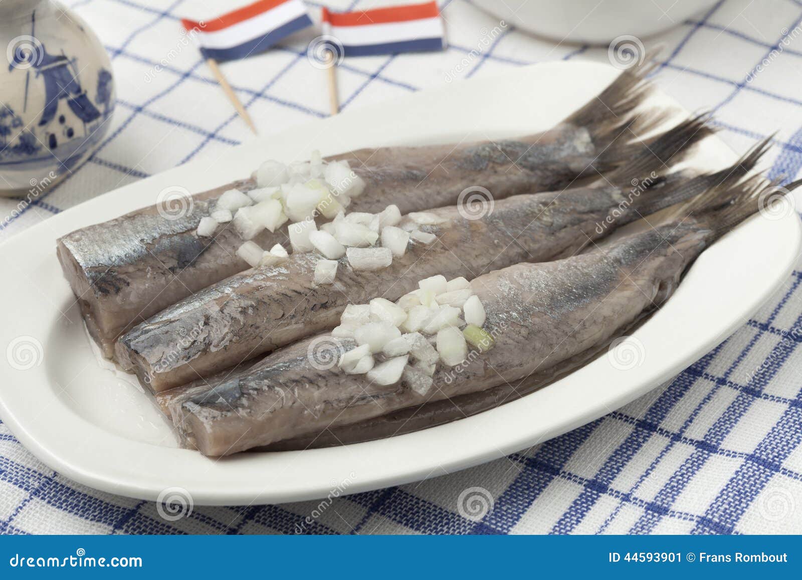 Nederlandse ruwe haringen stock afbeelding. Image of voedsel - 44593901