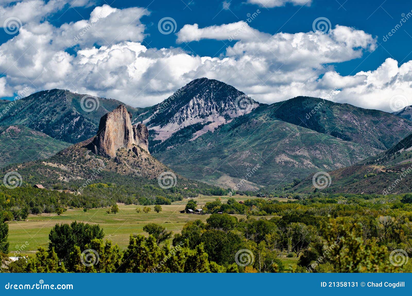 Needle Rock in the Summer #2 Stock Image - Image of rolling, rock: 21358131