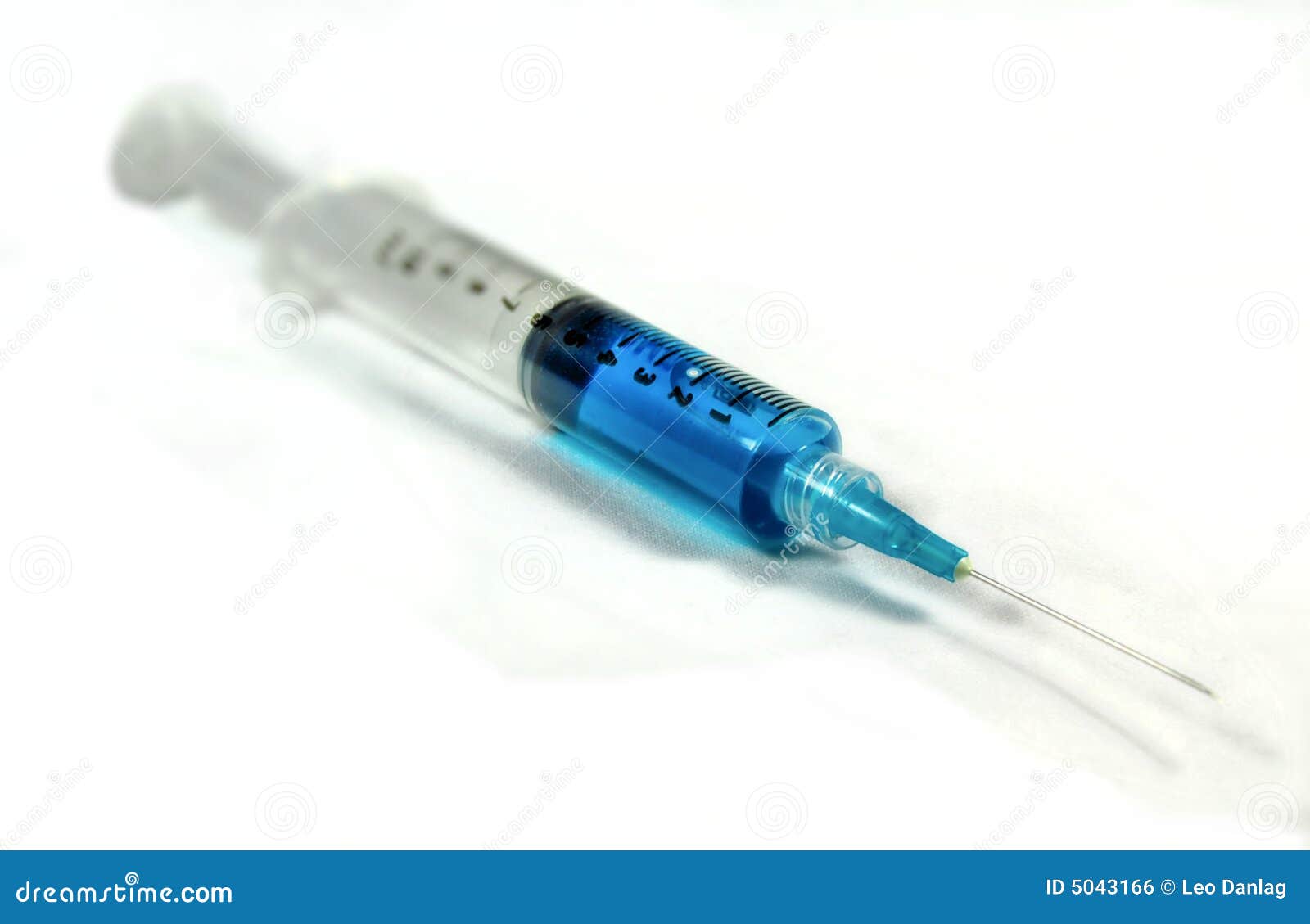 Needles and syringe stock photo. Image of health, nurse - 5043166
