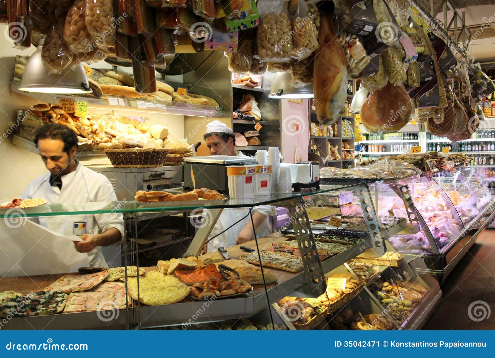 Negozio Di Alimentari a Roma Fotografia Editoriale - Immagine di carne ...
