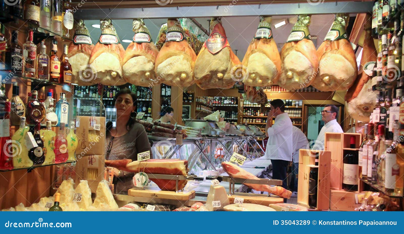 Negozio Di Alimentari a Roma Immagine Stock Editoriale - Immagine di ...