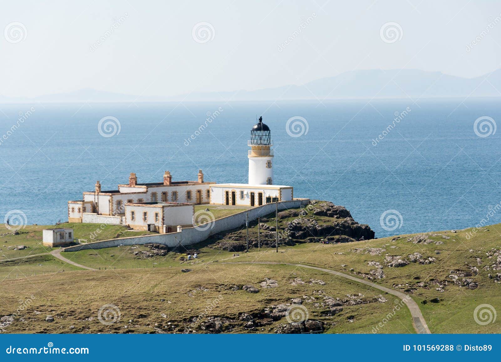 Neist Point Lighthouse on the Isle of Skye Stock Photo - Image of ... Neist Point Lighthouse on the Isle of Skye Stock Photo - Image of ...