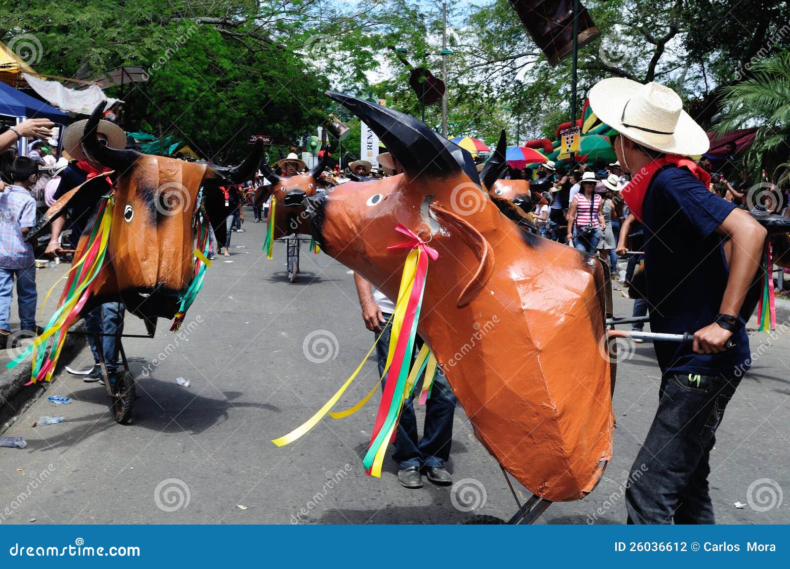 Neiva - Colombia redactionele fotografie. Image of feest - 26036612