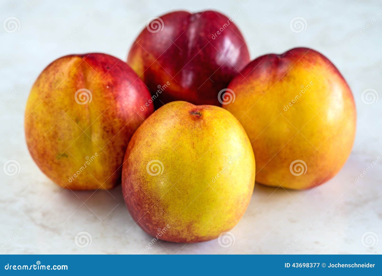 Nektariner fotografering för bildbyråer. Bild av organiskt - 43698377