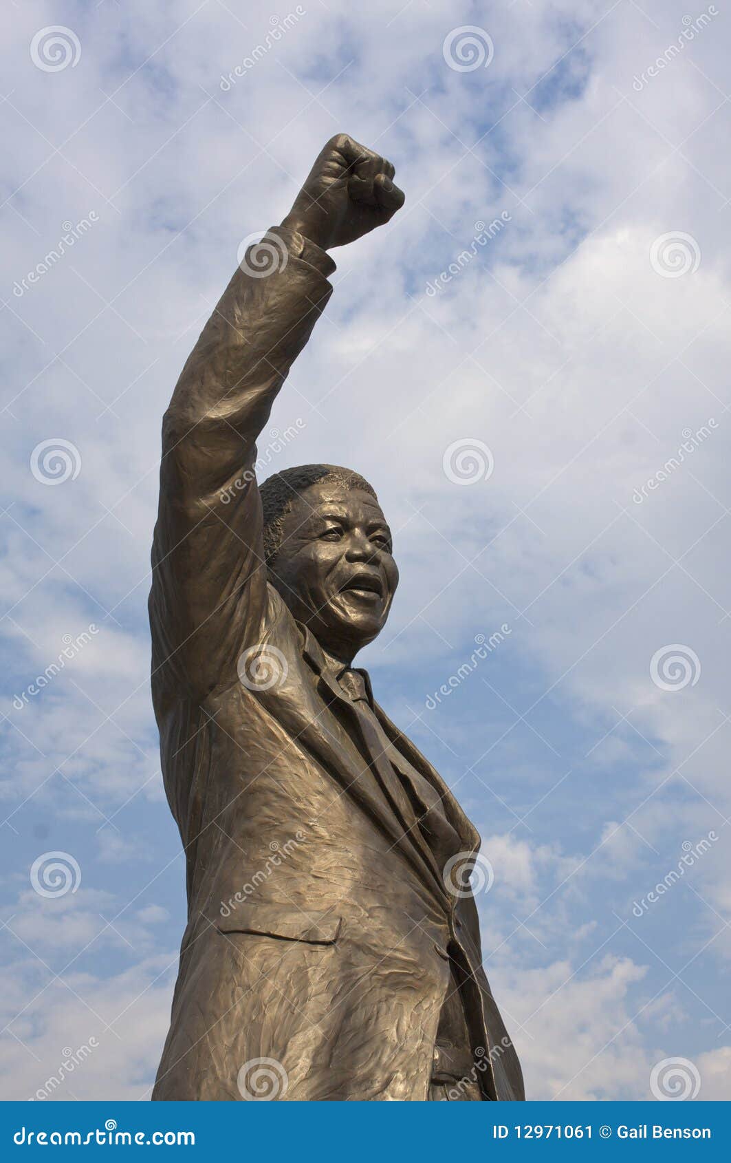 Nelson Mandela Celebrating Freedom Editorial Photo - Image: 12971061