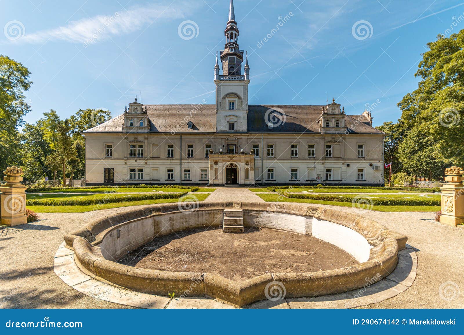 Neo-Renaissance Palace in Tulowice, Poland. Stock Photo - Image of ...
