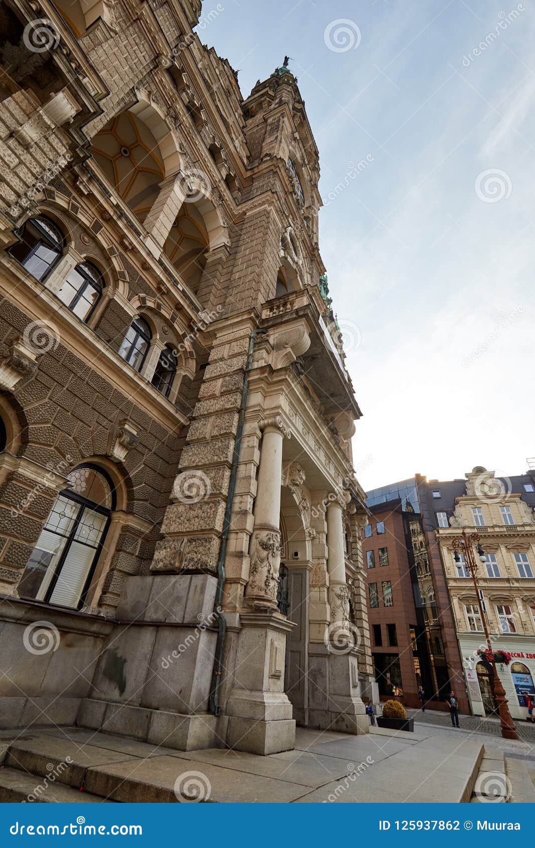 Neo-Renaissance Rathaus in Liberec-Stadt Redaktionelles Stockfotografie ...