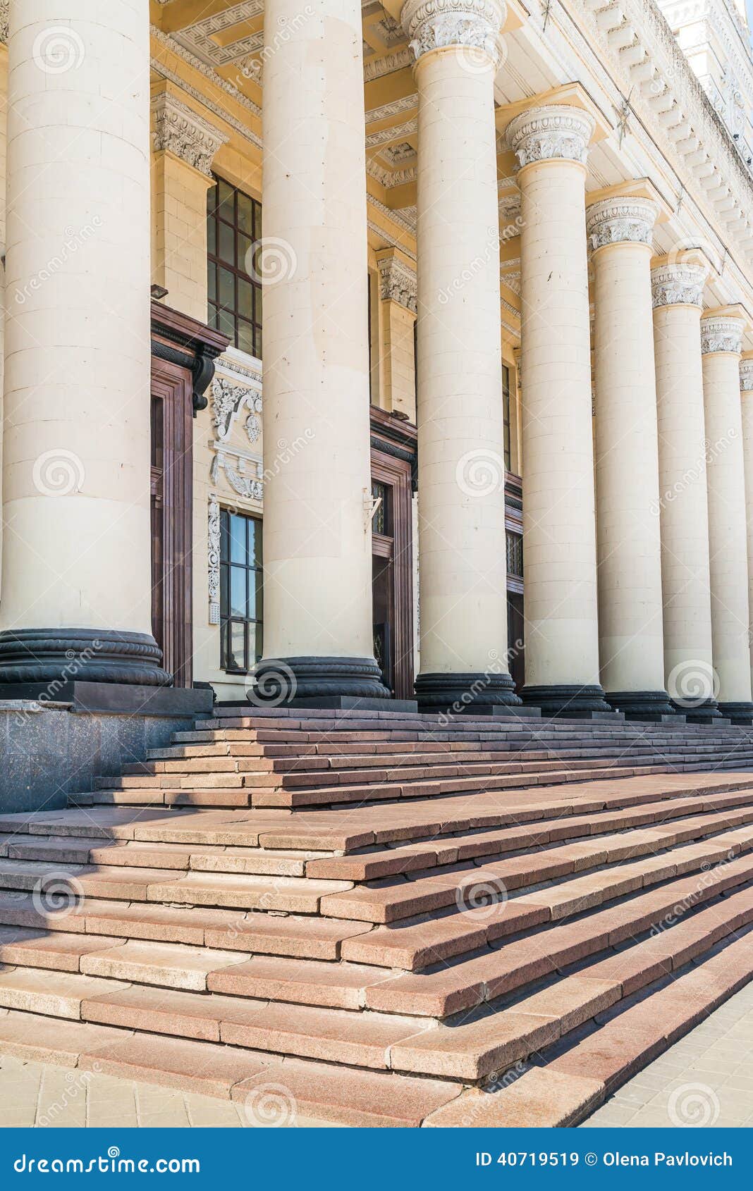 Neoclassical Pillars on Station Stock Image - Image of court, exterior ...