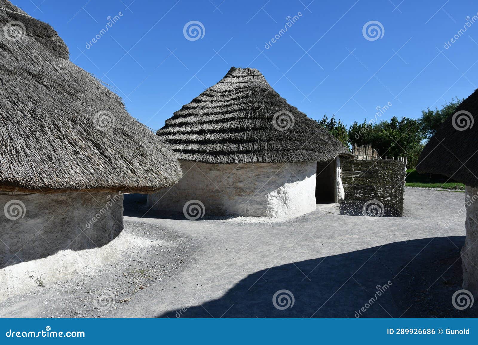 Neolithic Houses in Stonehenge Editorial Photo - Image of blue ...