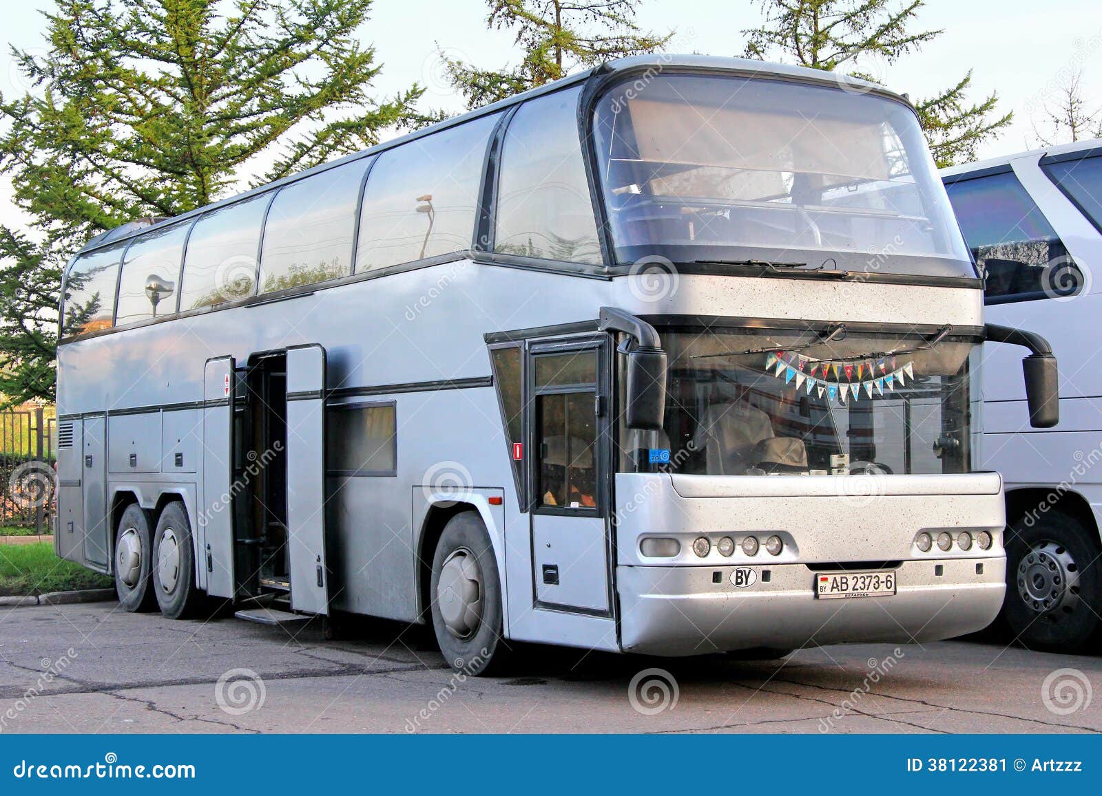 Neoplan N117/3H Spaceliner foto editorial. Imagen de pasajero - 38122381