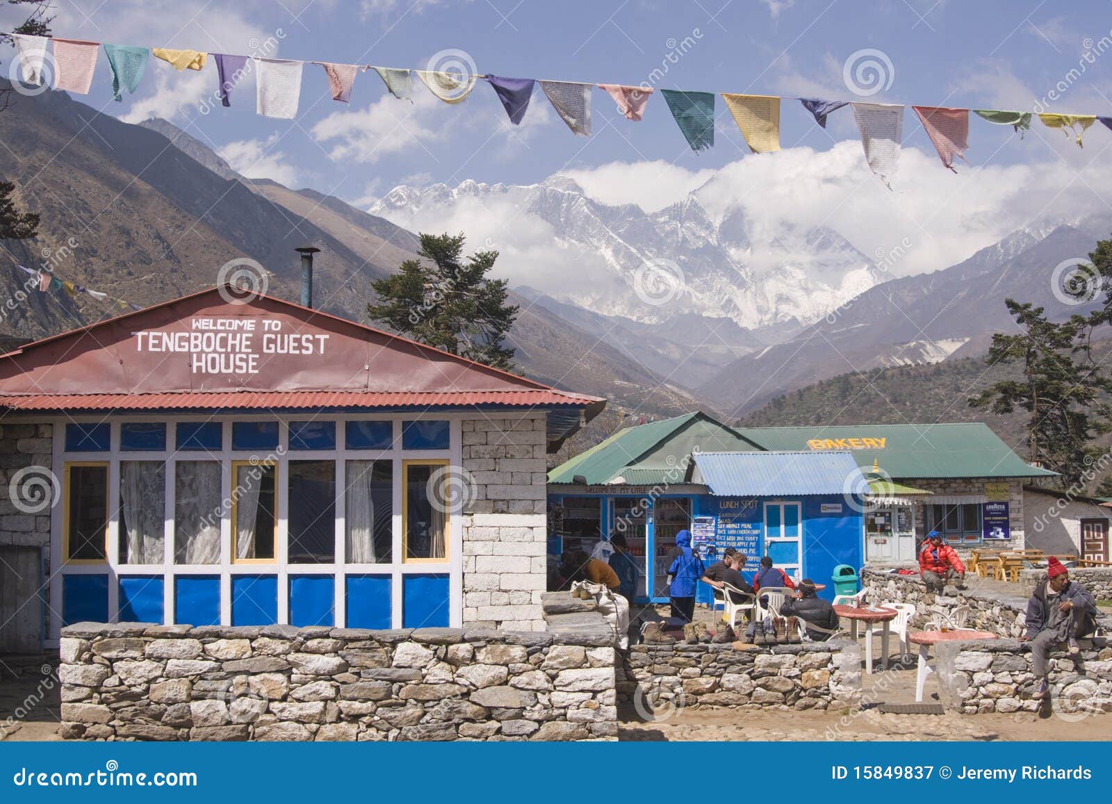 Nepalese Tea House editorial photography. Image of mountain - 15849837